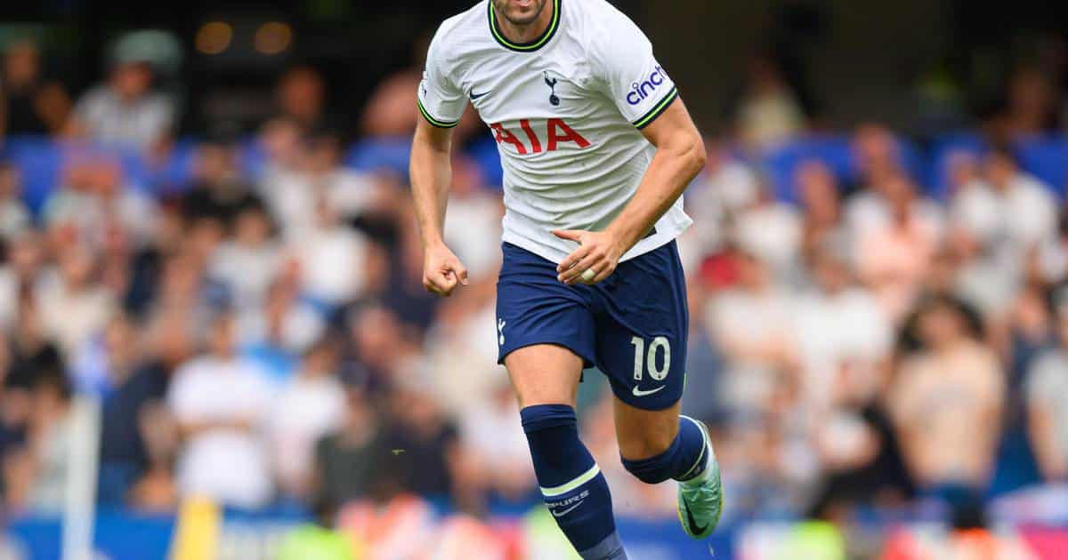 Harry Kane breaks Premier League record during Tottenham vs Wolves