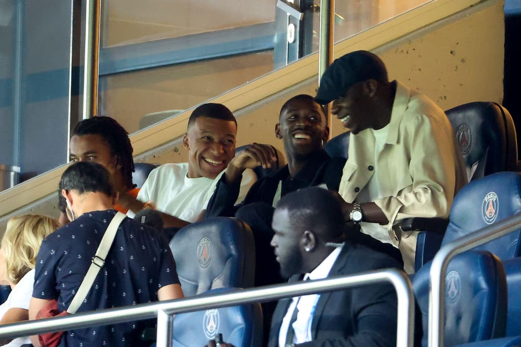 PSG announce shock Kylian Mbappe decision