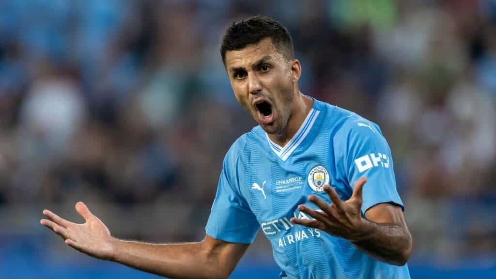 Rodri: Manchester City confirm 'irreplaceable' midfielder has knee ...