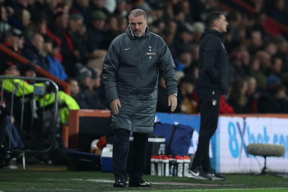 LIVE - Tottenham 3-4 Chelsea: Palmer at the double as Spurs collapse