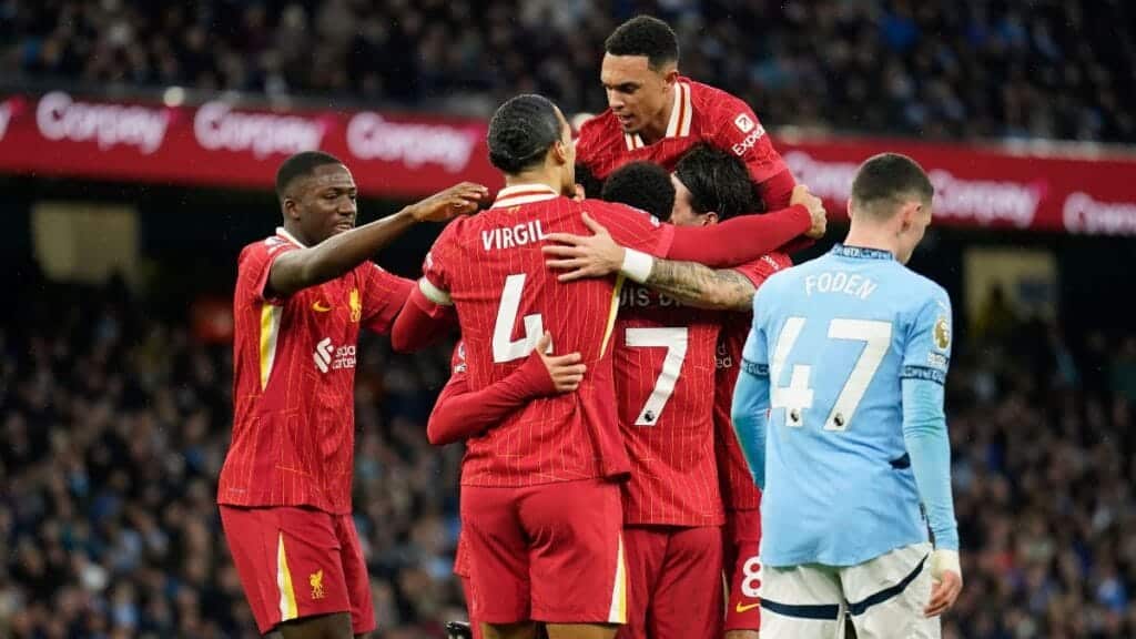 Liverpool vs Everton: Line-ups revealed as Reds look to cement top spot ...