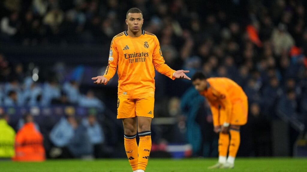 Thibaut Courtois aims dig at Kylian Mbappe and Vinicius Jr and claims ...