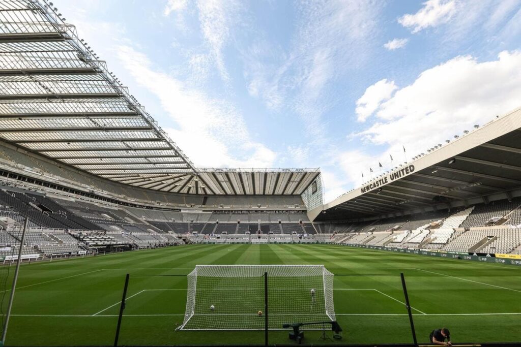 Newcastle vs Fulham live: Full Premier League lineups, teams